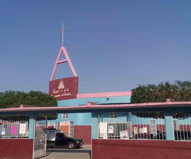 Mis XV Años Emily Mariam Field